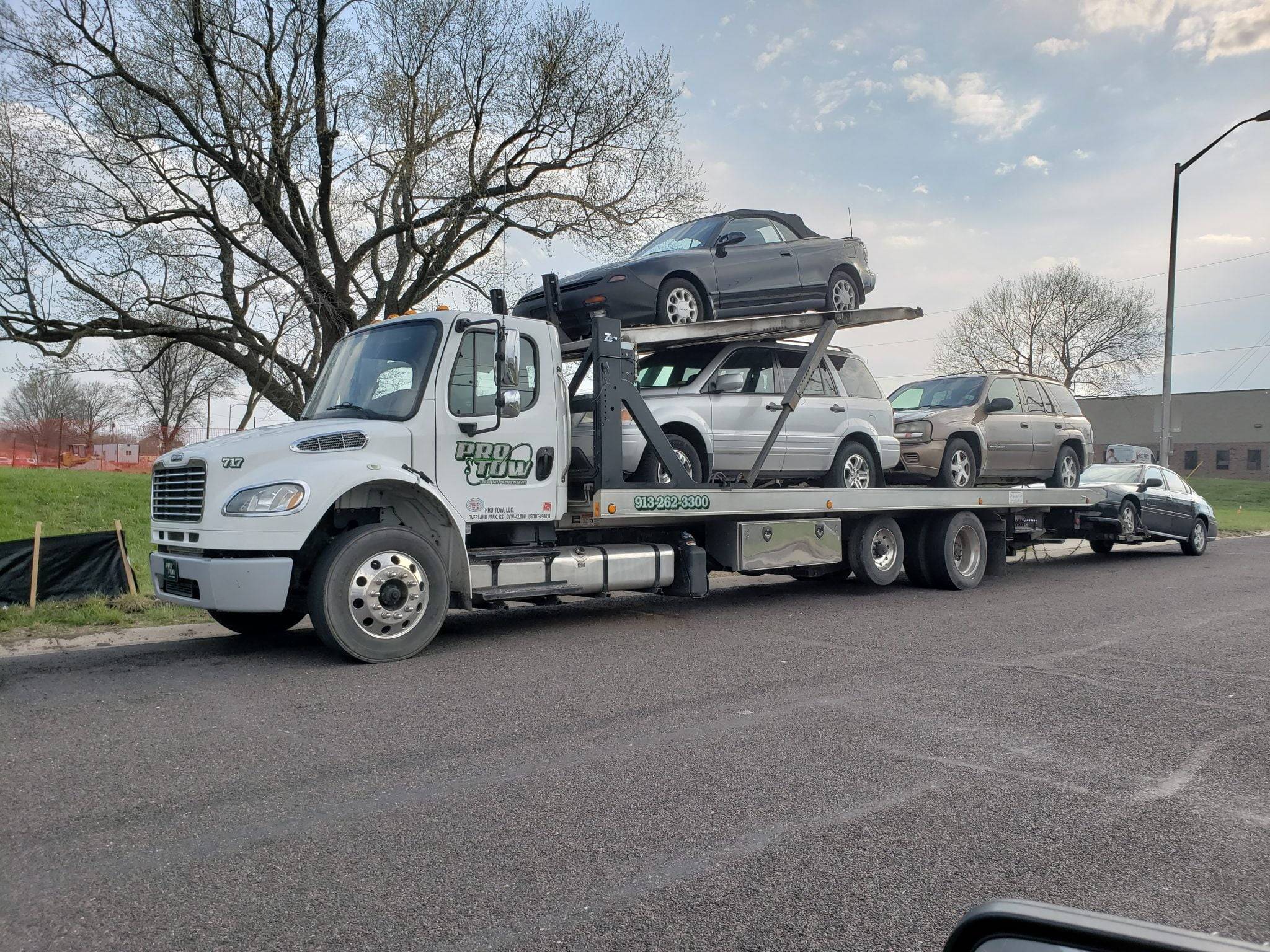 Roadside Assistance & Towing | Kansas City, MO | Pro-Tow Auto Transport ...