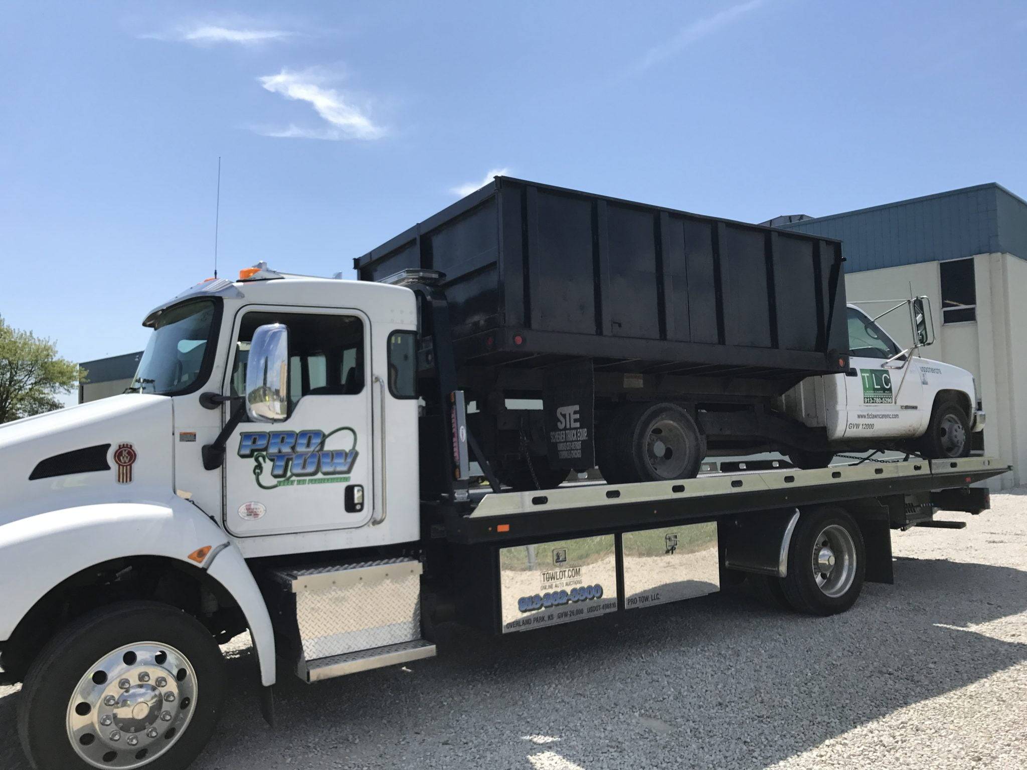 Roadside Assistance & Towing | Kansas City, MO | Pro-Tow Auto Transport ...